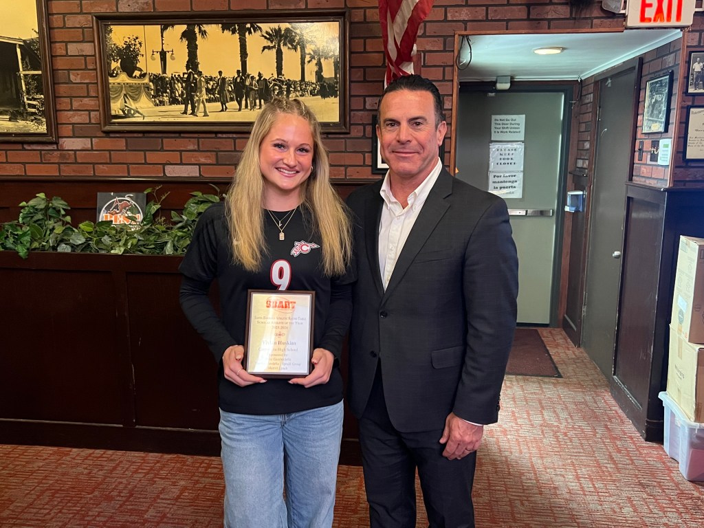 SBART Press Luncheon: Vivian Huskins Receives Carpinteria High Scholar ...