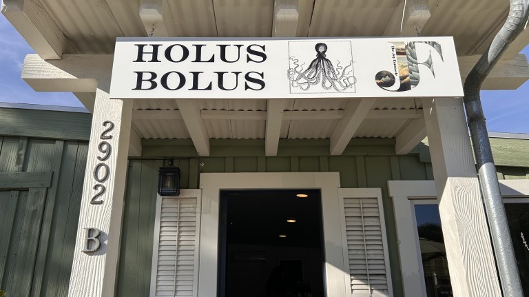 'Everything Everywhere All at Once': The Wines of Holus Bolus - The ...