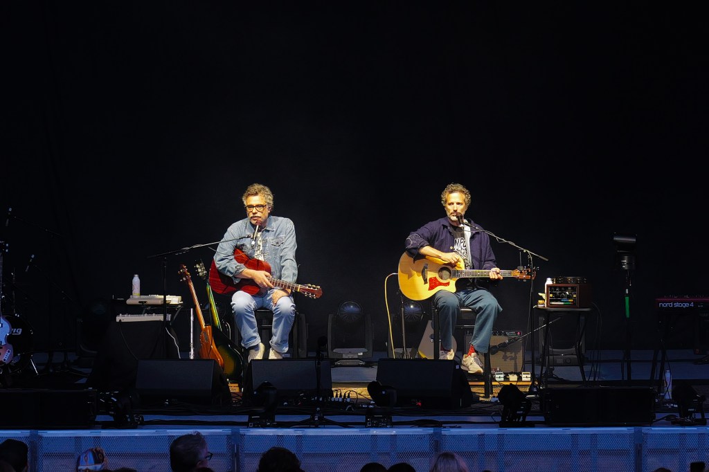 Flight of the Conchords Comeback Show Was a Hot, Hilarious Mess - The ...